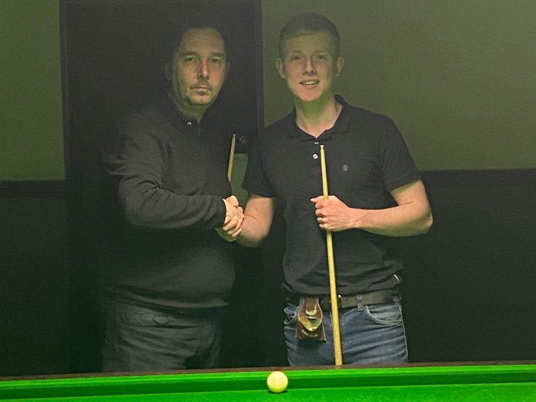 Joe Reynolds takes the Nottinghamshire 6 Reds title – Nottingham Snooker
