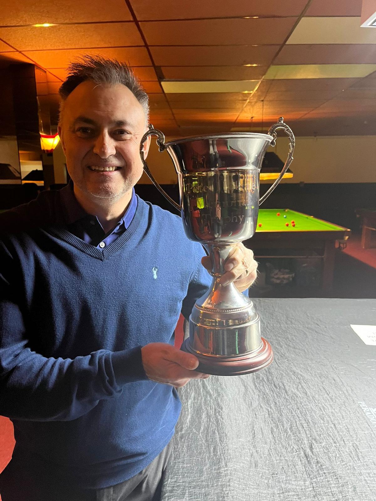 Wayne Martin wins the Holgates Masters – Nottingham Snooker